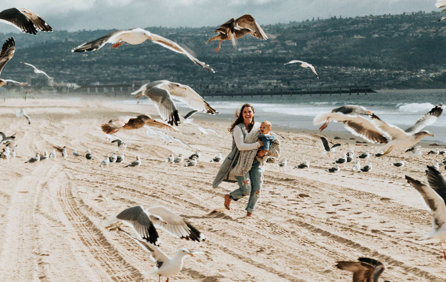 Tips for Baby's First Beach Trip - CRECI RO